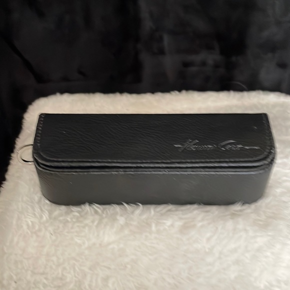 Kenneth Cole | Accessories | Kenneth Cole Black Glass Case | Poshmark